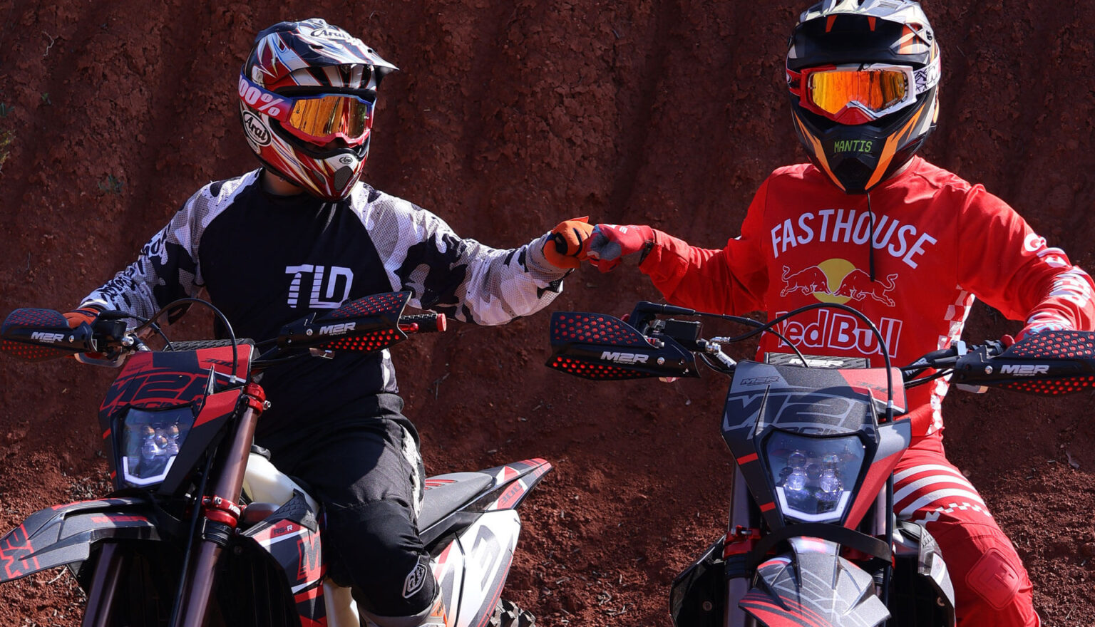 Made2Race Pit Bikes, Dirt Bikes and SuperMoto Bikes | M2R